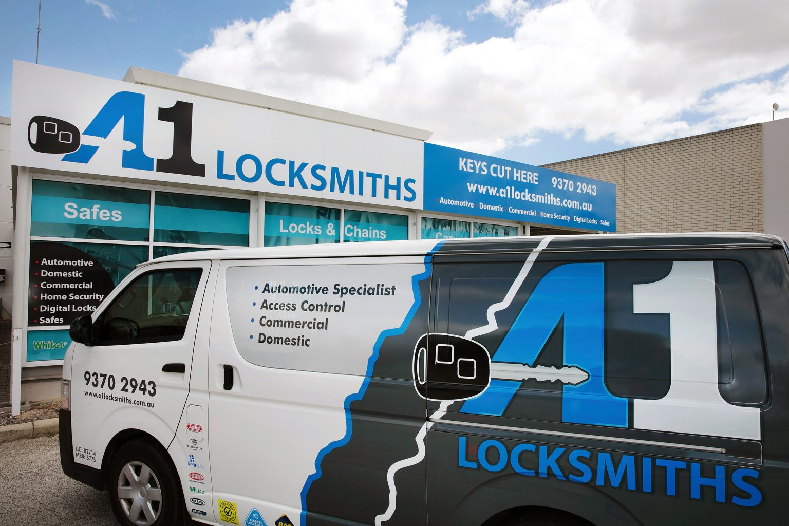 607-44 - A1 Locksmiths